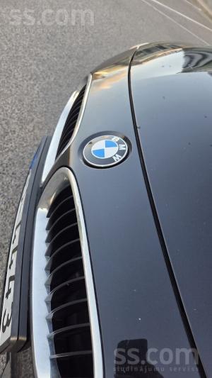 Black BMW 318 2012 in Riga, with an engine capacity of 2.00 L and mileage of 247 thousand km for 5950 €, photo 15 on AUTOMOTO.COM.LV