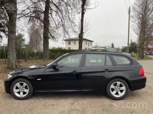 Black BMW 318 2012 in Riga, with an engine capacity of 2.00 L and mileage of 251 thousand km for 5790 €, photo 3 on AUTOMOTO.COM.LV