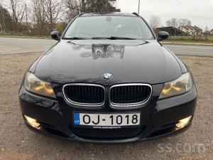 Black BMW 318 2012 in Riga, with an engine capacity of 2.00 L and mileage of 251 thousand km for 5790 €, photo 9 on AUTOMOTO.COM.LV