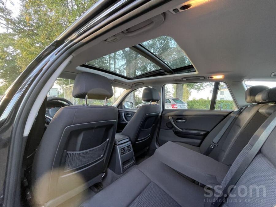Black BMW 318 2012 in Riga, with an engine capacity of 2.00 L and mileage of 251 thousand km for 5790 €, photo 15 on AUTOMOTO.COM.LV