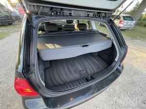 Black BMW 318 2012 in Riga, with an engine capacity of 2.00 L and mileage of 251 thousand km for 5790 €, photo 16 on AUTOMOTO.COM.LV