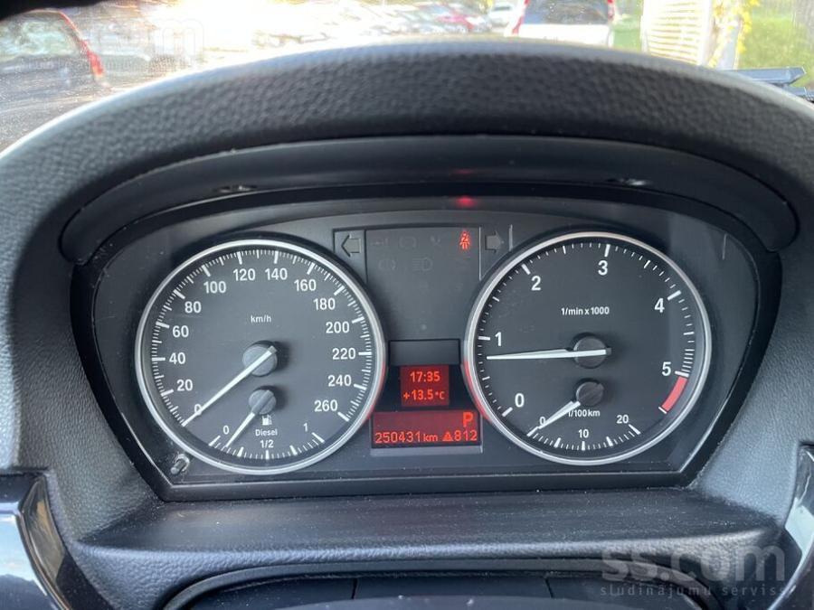 Black BMW 318 2012 in Riga, with an engine capacity of 2.00 L and mileage of 251 thousand km for 5790 €, photo 25 on AUTOMOTO.COM.LV