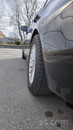Black BMW 318 2012 in Riga, with an engine capacity of 2.00 L and mileage of 246 thousand km for 6250 €, photo 21 on AUTOMOTO.COM.LV