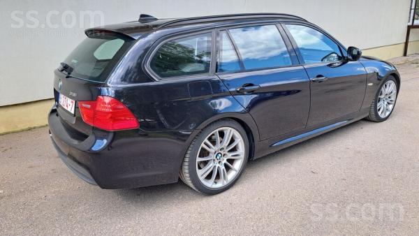 Black BMW 318 2012 in Ogre, with an engine capacity of 2.00 L and mileage of 254 thousand km for 5750 €, photo 4 on AUTOMOTO.COM.LV