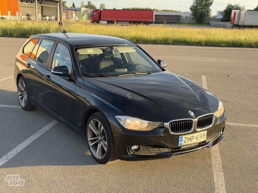 Black BMW 318 2012 in Siauliai, with an engine capacity of 2.00 L and mileage of 351 thousand km for 6777 €, photo 1 on AUTOMOTO.COM.LV