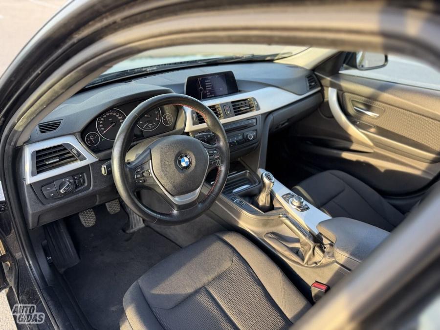 Black BMW 318 2012 in Siauliai, with an engine capacity of 2.00 L and mileage of 351 thousand km for 6777 €, photo 17 on AUTOMOTO.COM.LV
