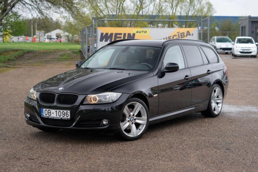Black BMW 318 2012 in Riga, with an engine capacity of 2.00 L and mileage of 266 thousand km for 6250 €, photo 1 on AUTOMOTO.COM.LV