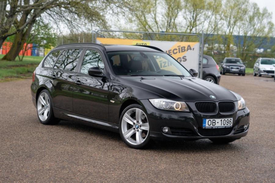 Black BMW 318 2012 in Riga, with an engine capacity of 2.00 L and mileage of 266 thousand km for 6250 €, photo 57 on AUTOMOTO.COM.LV