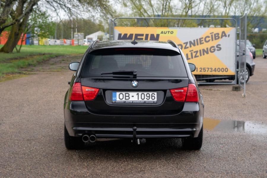 Black BMW 318 2012 in Riga, with an engine capacity of 2.00 L and mileage of 266 thousand km for 6250 €, photo 60 on AUTOMOTO.COM.LV