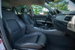Black BMW 318 2012 in Liepaja, with an engine capacity of 2.00 L and mileage of 266 thousand km for 6250 €, photo 15 on AUTOMOTO.COM.LV