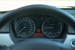 Black BMW 318 2012 in Liepaja, with an engine capacity of 2.00 L and mileage of 266 thousand km for 6250 €, photo 17 on AUTOMOTO.COM.LV
