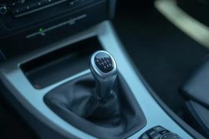 Black BMW 318 2012 in Liepaja, with an engine capacity of 2.00 L and mileage of 266 thousand km for 6250 €, photo 19 on AUTOMOTO.COM.LV