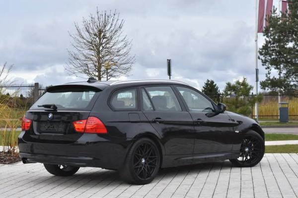 Melns BMW 318 2012 Mārupe, ar dzinēja tilpumu 2.00 L un nobraukumu 284 tūkst. km par 5490 €, foto 4 vietnē AUTOMOTO.COM.LV