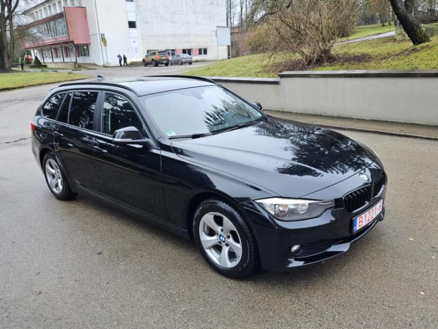 Black BMW 318 2012 in Riga, with an engine capacity of 2.00 L and mileage of 265 thousand km for 7490 €, photo 5 on AUTOMOTO.COM.LV
