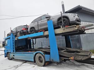 Black BMW 318 2012 in Riga, with an engine capacity of 2.00 L and mileage of 265 thousand km for 7490 €, photo 29 on AUTOMOTO.COM.LV