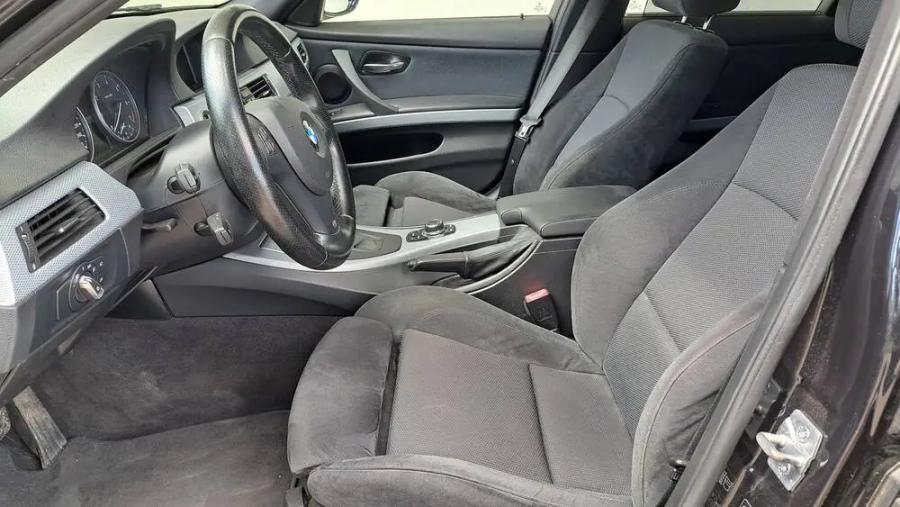Melns BMW 318 2012 Ogre, ar dzinēja tilpumu 2.00 L un nobraukumu 253 tūkst. km par 5950 €, foto 8 vietnē AUTOMOTO.COM.LV