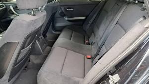 Melns BMW 318 2012 Ogre, ar dzinēja tilpumu 2.00 L un nobraukumu 253 tūkst. km par 5950 €, foto 9 vietnē AUTOMOTO.COM.LV