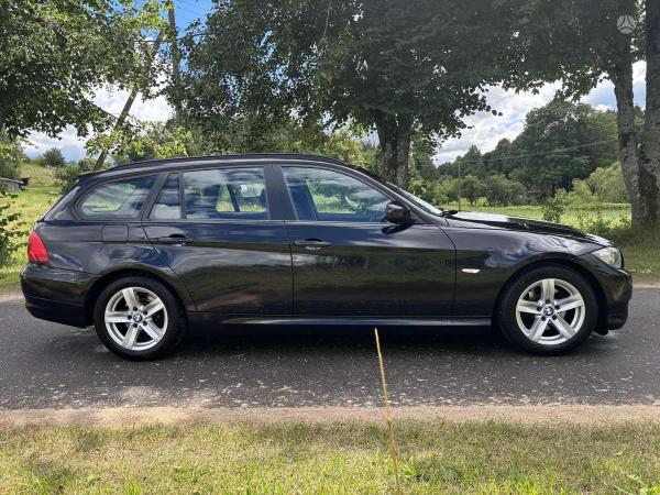 Melns BMW 318 2012 Varėna, ar dzinēja tilpumu 2.00 L un nobraukumu 268 tūkst. km par 4700 €, foto 5 vietnē AUTOMOTO.COM.LV