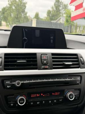 Black BMW 318 2012 in Utena, with an engine capacity of 2.00 L and mileage of 212 thousand km for 6200 €, photo 3 on AUTOMOTO.COM.LV