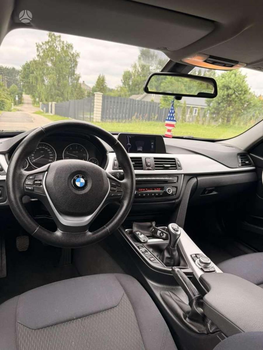 Black BMW 318 2012 in Utena, with an engine capacity of 2.00 L and mileage of 212 thousand km for 6200 €, photo 14 on AUTOMOTO.COM.LV