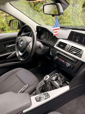 Black BMW 318 2012 in Utena, with an engine capacity of 2.00 L and mileage of 212 thousand km for 6200 €, photo 17 on AUTOMOTO.COM.LV
