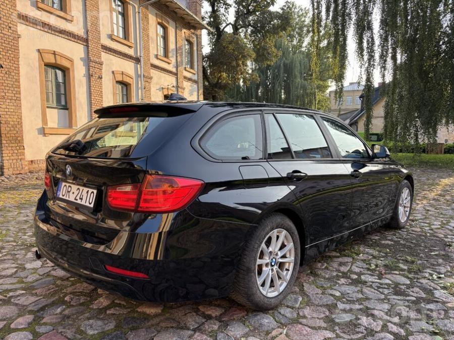 Melns BMW 318 2012 Bauska, ar dzinēja tilpumu 2.00 L un nobraukumu 345 tūkst. km par 5890 €, foto 6 vietnē AUTOMOTO.COM.LV