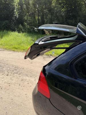 Melns BMW 318 2012 Kauņa, ar dzinēja tilpumu 2.00 L un nobraukumu 221 tūkst. km par 3500 €, foto 14 vietnē AUTOMOTO.COM.LV