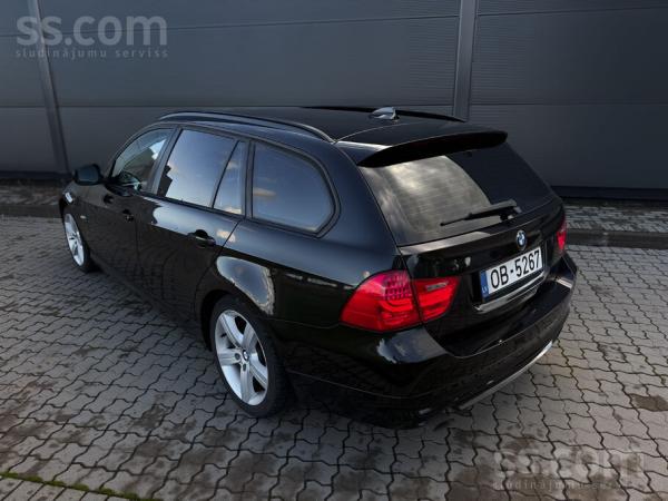 Melns BMW 318 2012 Tukums, ar dzinēja tilpumu 2.00 L un nobraukumu 305 tūkst. km par 5200 €, foto 4 vietnē AUTOMOTO.COM.LV