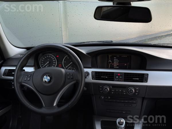 Melns BMW 318 2012 Tukums, ar dzinēja tilpumu 2.00 L un nobraukumu 305 tūkst. km par 5200 €, foto 10 vietnē AUTOMOTO.COM.LV