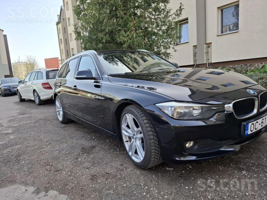 Black BMW 318 2013 in Riga, with an engine capacity of 2.00 L and mileage of 313 thousand km for 7200 €, photo 5 on AUTOMOTO.COM.LV