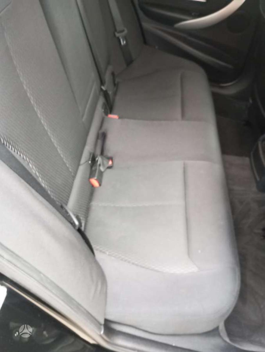 Melns BMW 318 2013 Kauņa, ar dzinēja tilpumu 2.00 L un nobraukumu 164 tūkst. km par 6800 €, foto 22 vietnē AUTOMOTO.COM.LV