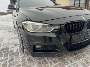 Black BMW 318 2013 in Pakruojis, with an engine capacity of 2.00 L and mileage of 274 thousand km for 7350 €, photo 12 on AUTOMOTO.COM.LV