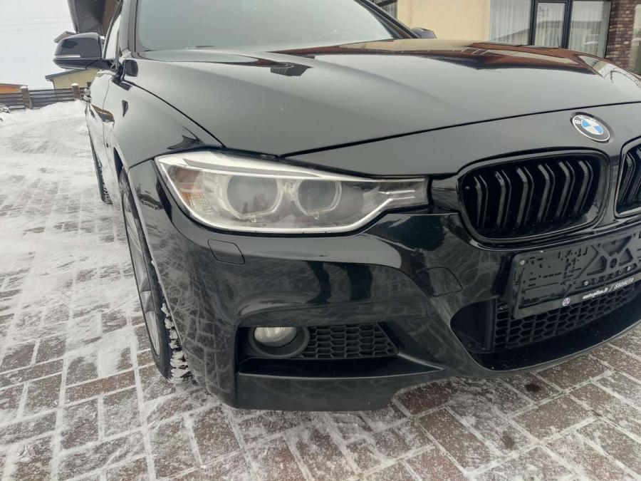 Black BMW 318 2013 in Pakruojis, with an engine capacity of 2.00 L and mileage of 274 thousand km for 7350 €, photo 12 on AUTOMOTO.COM.LV