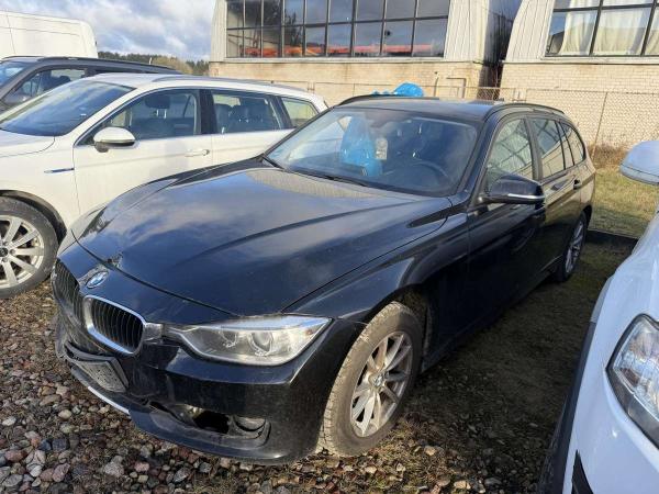 Black BMW 318 2013 in Vilnius, with an engine capacity of 2.00 L and mileage of 320 thousand km for 3950 €, photo 1 on AUTOMOTO.COM.LV