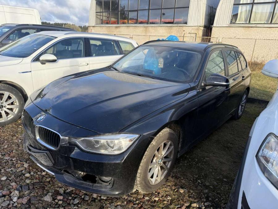 Black BMW 318 2013 in Vilnius, with an engine capacity of 2.00 L and mileage of 320 thousand km for 3950 €, photo 1 on AUTOMOTO.COM.LV