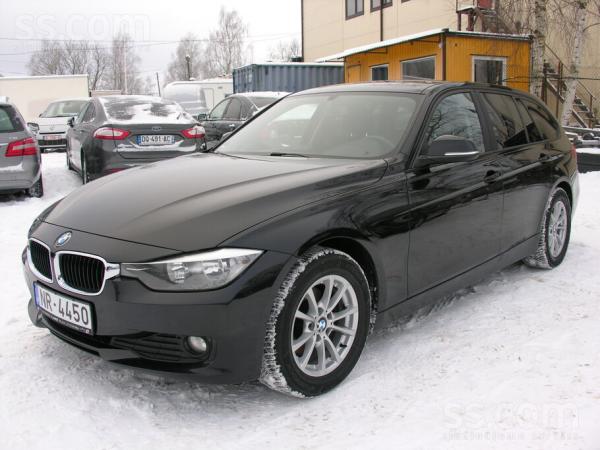 Black BMW 318 2013 in Riga, with an engine capacity of 2.00 L and mileage of 272 thousand km for 6550 €, photo 1 on AUTOMOTO.COM.LV
