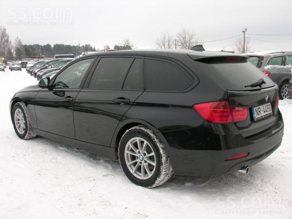 Black BMW 318 2013 in Riga, with an engine capacity of 2.00 L and mileage of 272 thousand km for 6550 €, photo 4 on AUTOMOTO.COM.LV