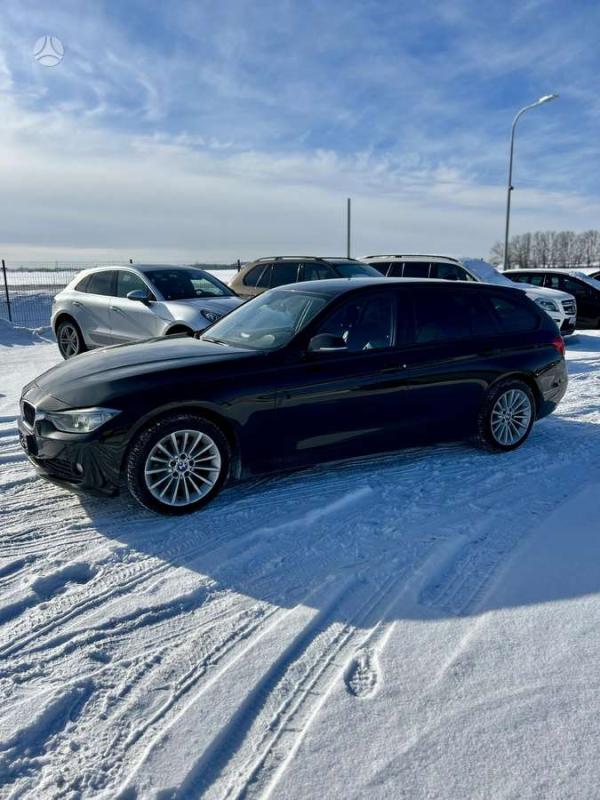 Black BMW 318 2013 in Kaunas, with an engine capacity of 2.00 L and mileage of 236 thousand km for 7300 €, photo 8 on AUTOMOTO.COM.LV