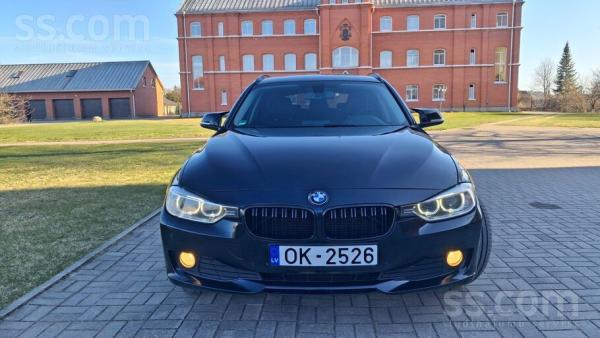 Black BMW 318 2013 in Rezekne, with an engine capacity of 2.00 L and mileage of 320 thousand km for 7000 €, photo 2 on AUTOMOTO.COM.LV