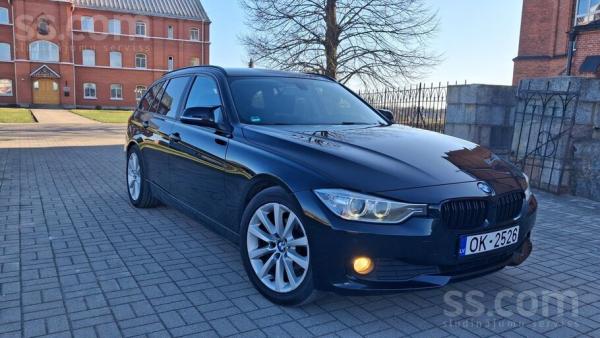 Black BMW 318 2013 in Rezekne, with an engine capacity of 2.00 L and mileage of 320 thousand km for 7000 €, photo 3 on AUTOMOTO.COM.LV