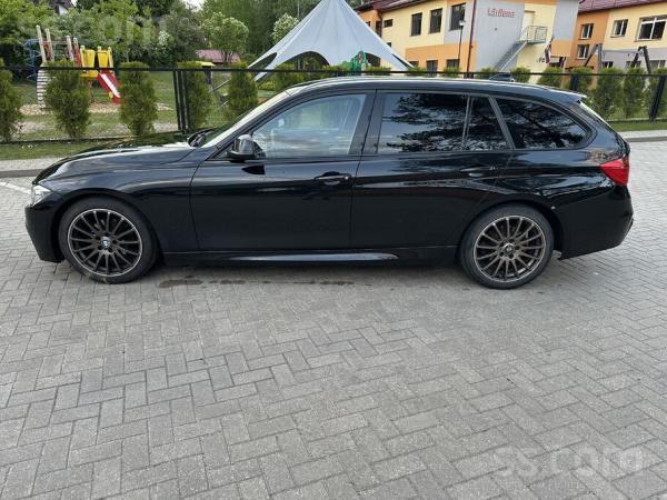 Black BMW 318 2013 in Valmiera, with an engine capacity of 2.00 L and mileage of 298 thousand km for 9500 €, photo 2 on AUTOMOTO.COM.LV
