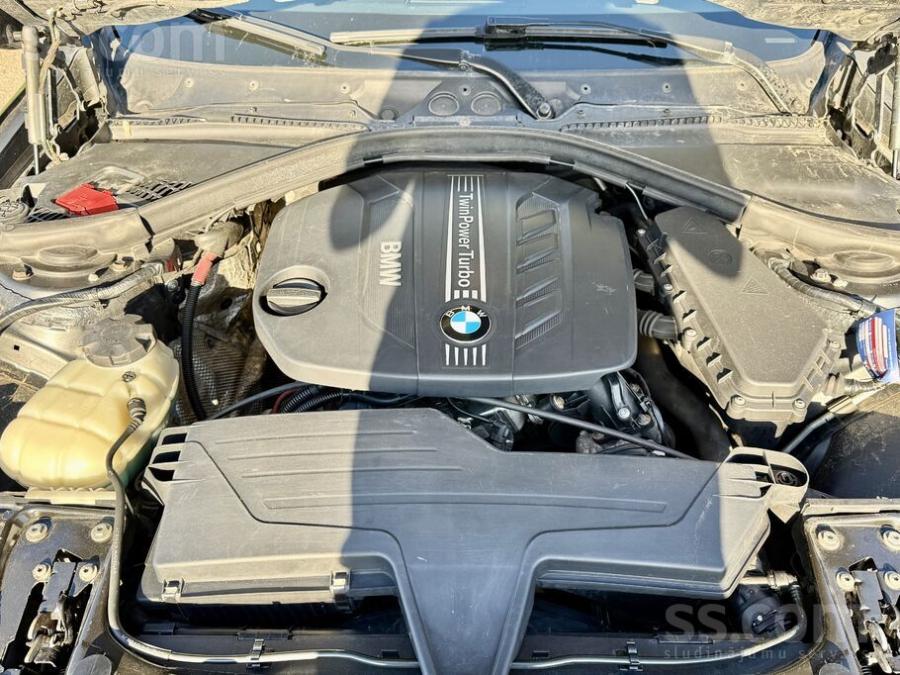 Black BMW 318 2013 in Riga, with an engine capacity of 2.00 L and mileage of 355 thousand km for 5550 €, photo 10 on AUTOMOTO.COM.LV