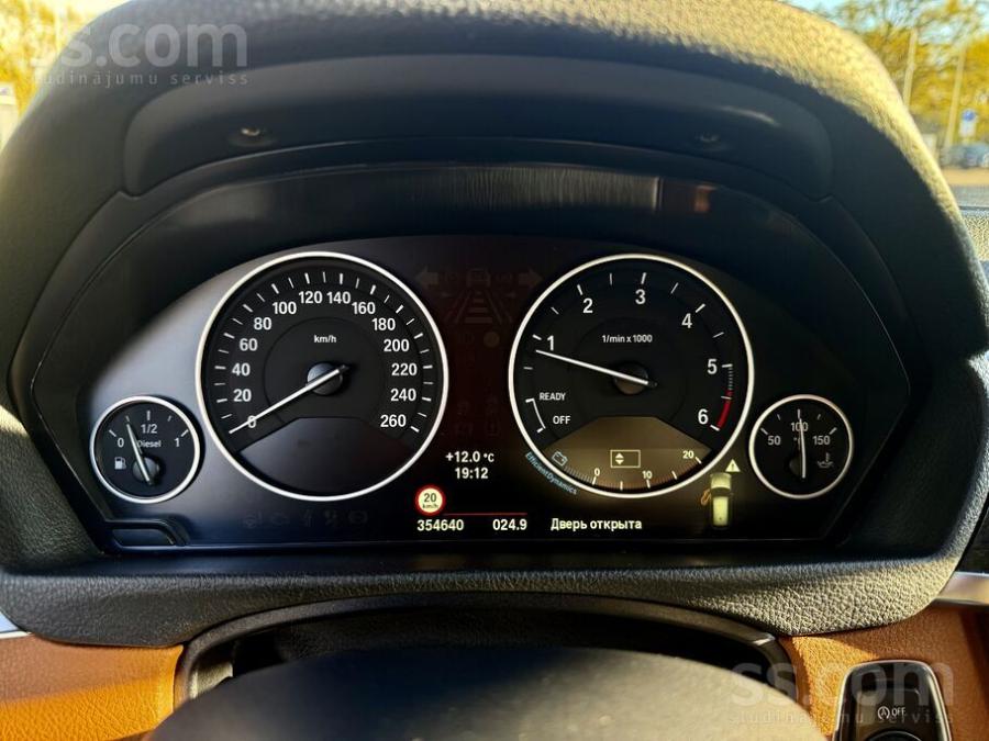 Black BMW 318 2013 in Riga, with an engine capacity of 2.00 L and mileage of 355 thousand km for 5550 €, photo 30 on AUTOMOTO.COM.LV