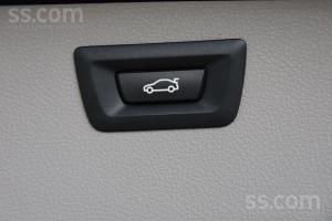 Black BMW 318 2013 in Tukums, with an engine capacity of 2.00 L and mileage of 243 thousand km for 10900 €, photo 13 on AUTOMOTO.COM.LV