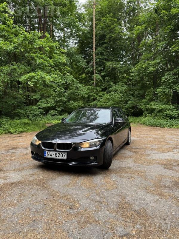 Black BMW 318 2013 in Riga, with an engine capacity of 1.90 L and mileage of 227 thousand km for 7000 €, photo 6 on AUTOMOTO.COM.LV