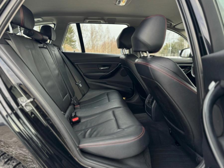 Melns BMW 318 2013 Rīga, ar dzinēja tilpumu 2.00 L un nobraukumu 246 tūkst. km par 8800 €, foto 23 vietnē AUTOMOTO.COM.LV