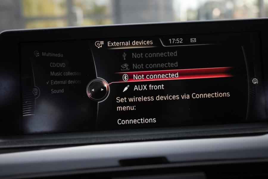 Melns BMW 318 2013 Rīga, ar dzinēja tilpumu 2.00 L un nobraukumu 246 tūkst. km par 8800 €, foto 24 vietnē AUTOMOTO.COM.LV