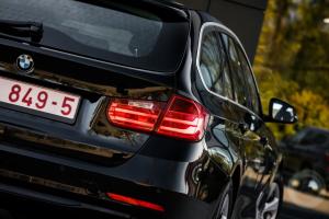 Melns BMW 318 2013 Rīga, ar dzinēja tilpumu 2.00 L un nobraukumu 246 tūkst. km par 8800 €, foto 53 vietnē AUTOMOTO.COM.LV