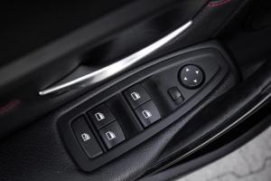 Melns BMW 318 2013 Rīga, ar dzinēja tilpumu 2.00 L un nobraukumu 246 tūkst. km par 8800 €, foto 59 vietnē AUTOMOTO.COM.LV