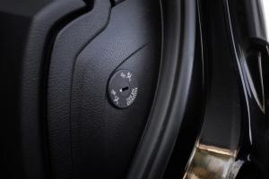 Melns BMW 318 2013 Rīga, ar dzinēja tilpumu 2.00 L un nobraukumu 246 tūkst. km par 8800 €, foto 62 vietnē AUTOMOTO.COM.LV